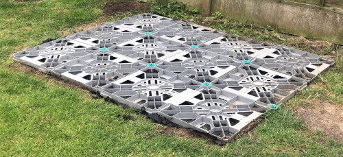 Chicken coop floors and foundations. - Cluckin